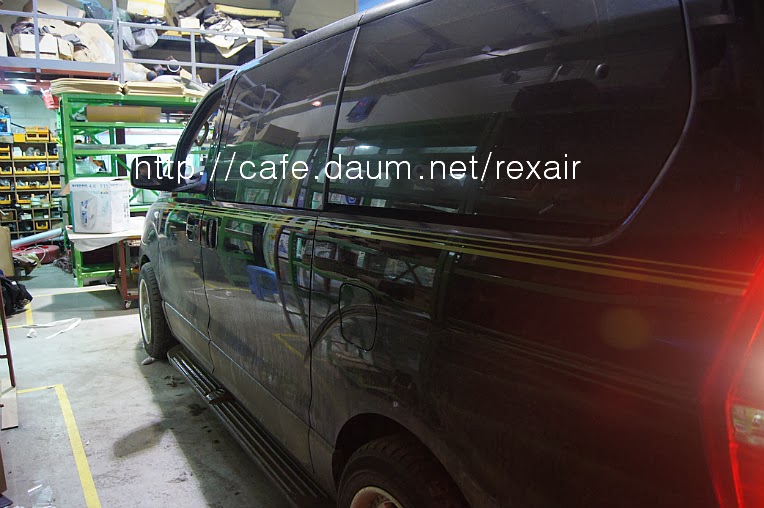 TS_factory: grand starex limousine sticker
